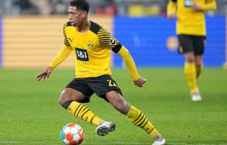 10 Famous Soccer Players Who Wear Number 22 | Footiehound