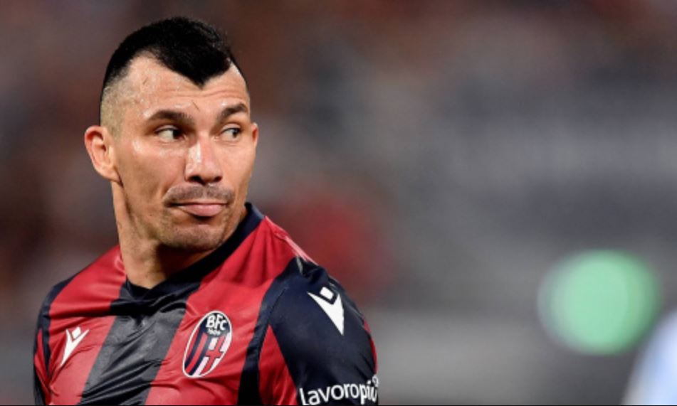 Top 10 Players With Most Red Cards In Football History | Footiehound