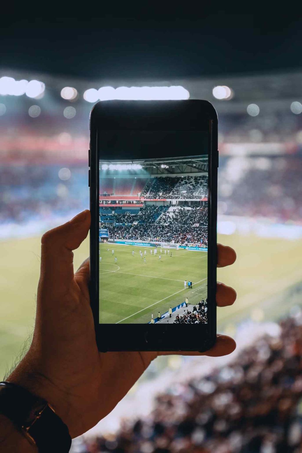 11 Reliable Live Football Streaming Sites in 2025