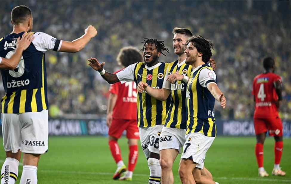 10 Soccer Teams That Play In Yellow and Blue | Footiehound