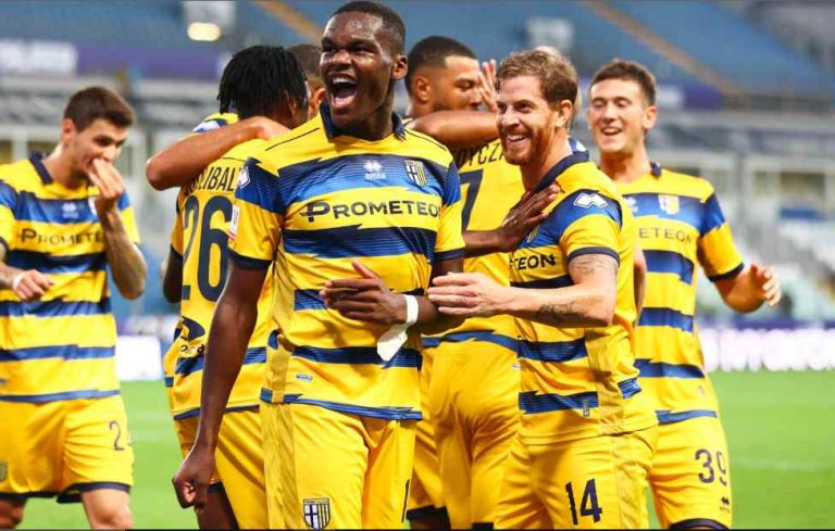 10 Soccer Teams That Play In Yellow and Blue | Footiehound